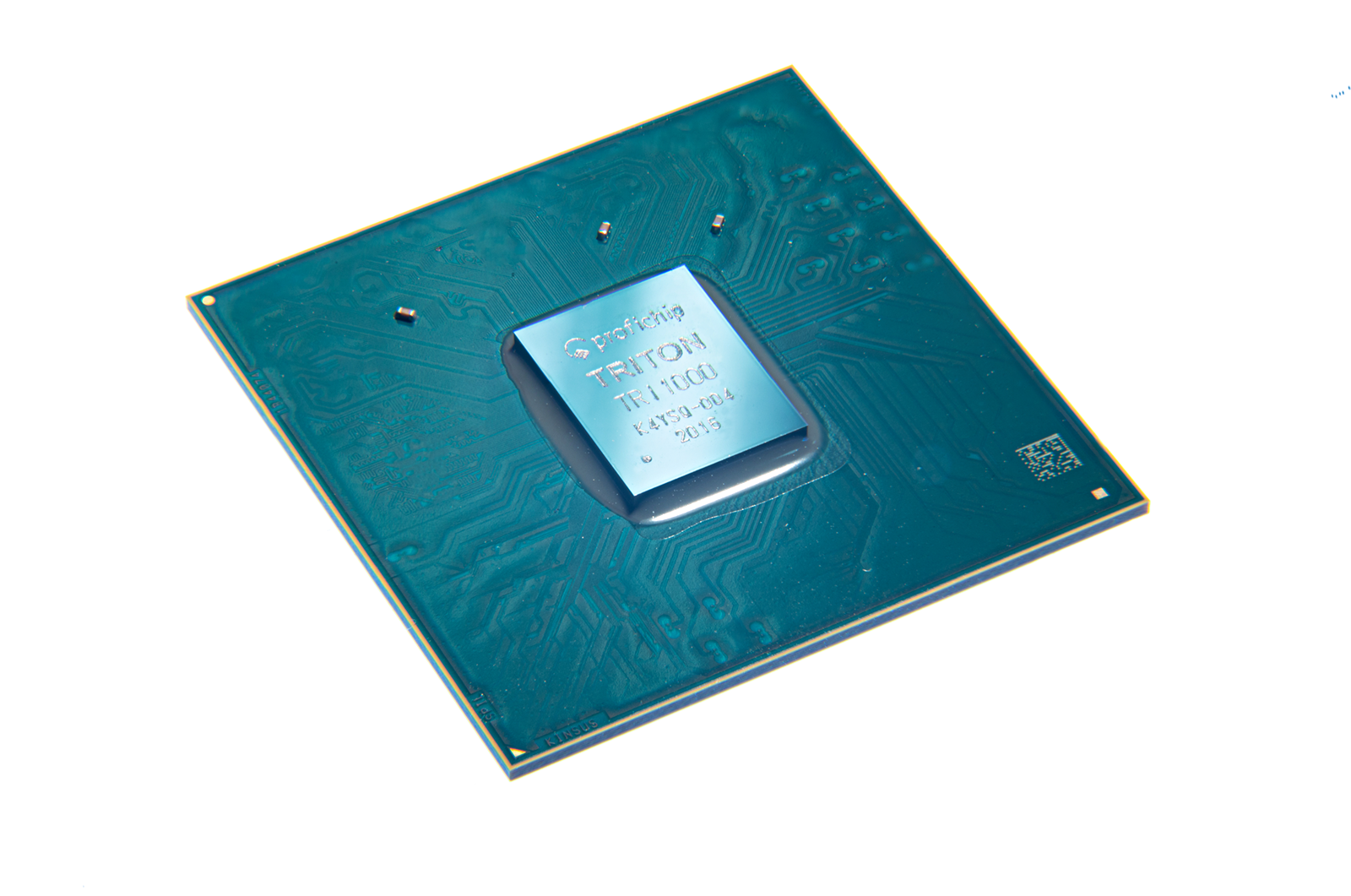 Triton oben reflektierend 1600x1000 png